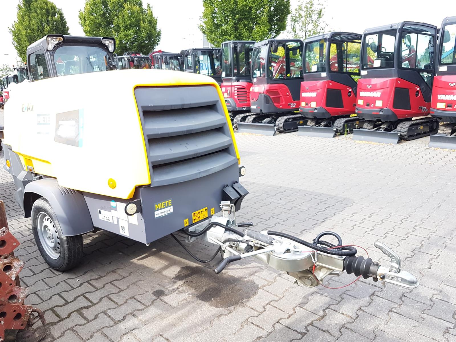 Kraus Baumaschinen GmbH • H250 VSD • Atlas Copco